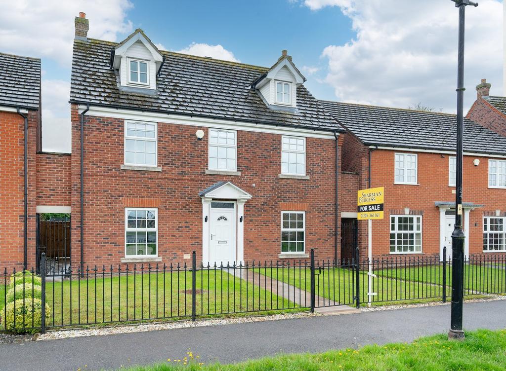 Ashton Hall Drive, Boston, PE21 5 bed detached house - £369,950