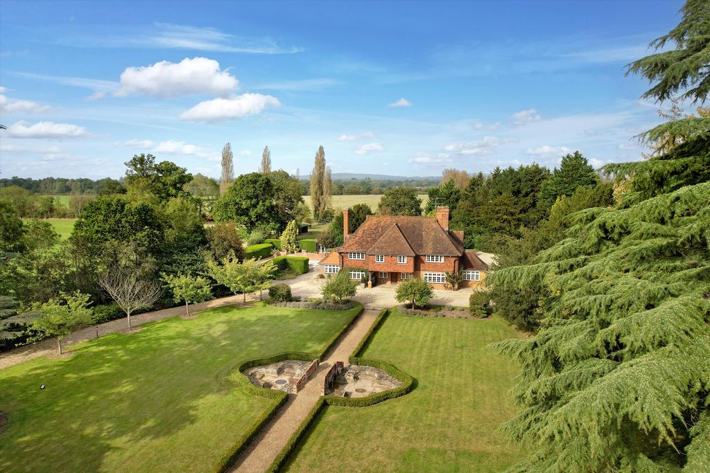Manor Drive, Shurlock Row, Reading... 6 bed detached house for sale - £ ...