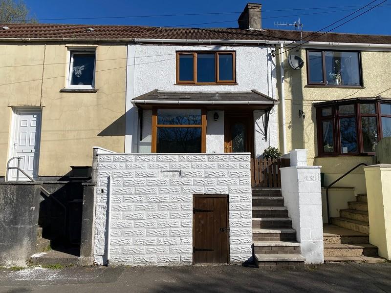 High Street, Glynneath, Neath, Neath... 2 bed terraced house - £120,000