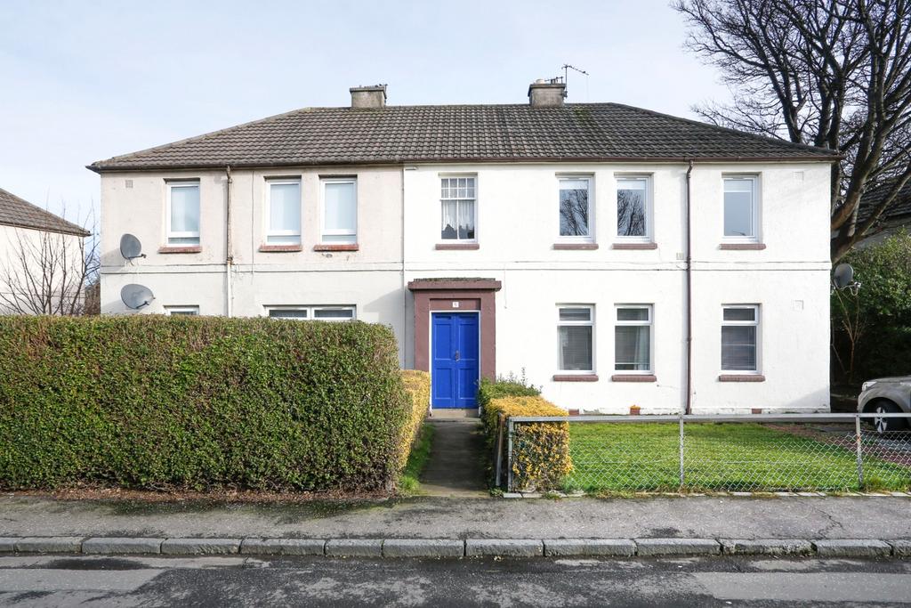 Restalrig Circus, Restalrig... 2 bed flat - £135,000