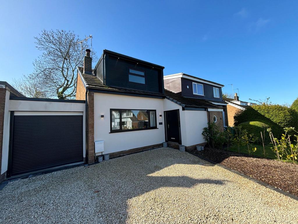 Ingol Gardens, Hambleton FY6 2 bed semi-detached house - £210,000