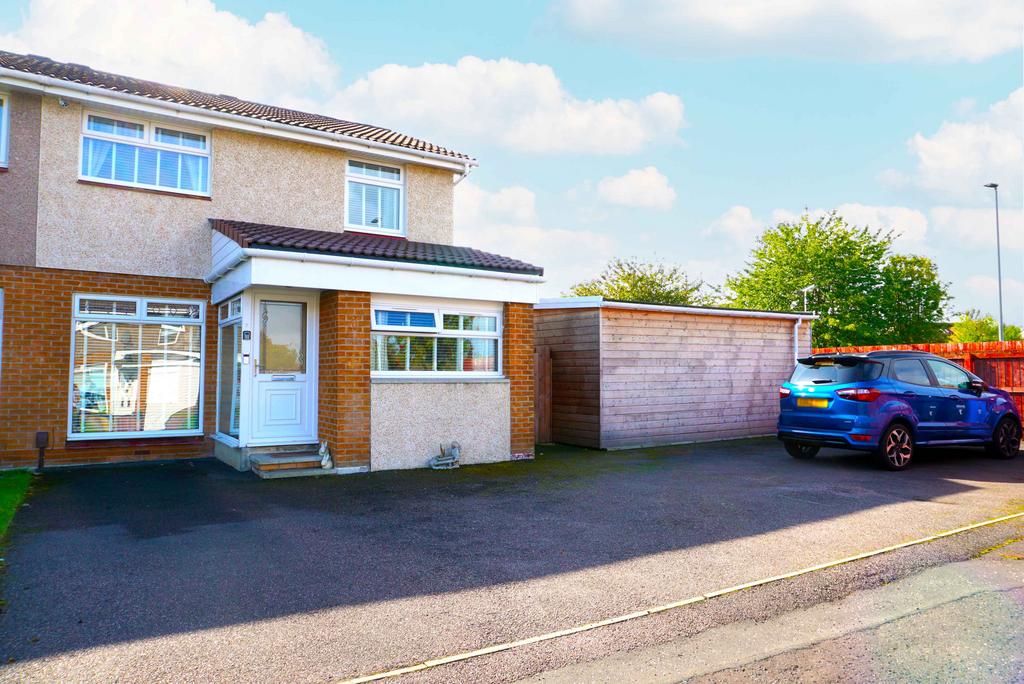 Mochrum Court, Prestwick KA9 5 bed semi-detached villa - £235,000