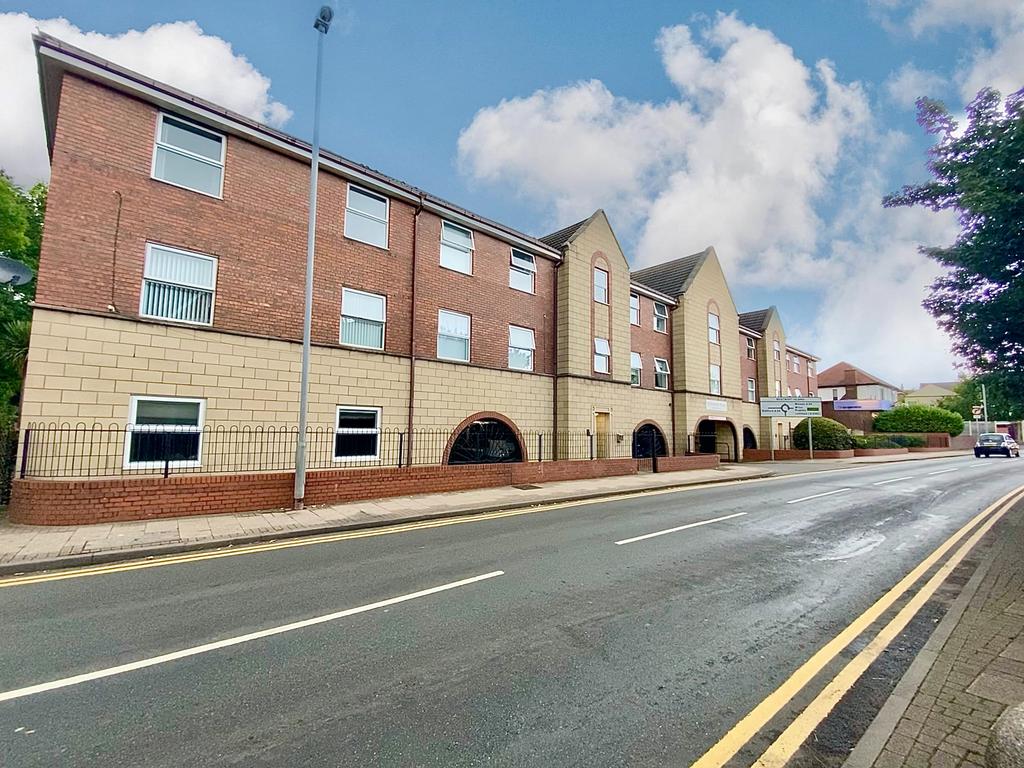 Park Road, Cannock WS11 1 bed apartment - £695 pcm (£160 pw)