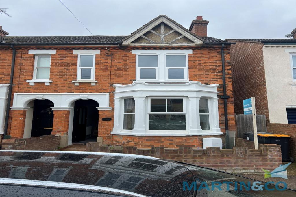 Sidney Road, Bedford MK40 3 bed terraced house - £1,500 pcm (£346 pw)