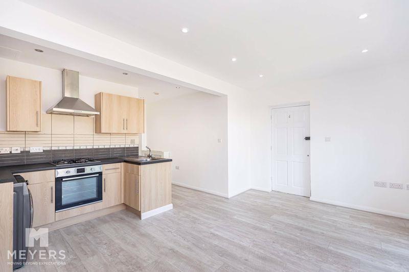 Christchurch Road, Bournemouth, BH7 1 bed apartment - £190,000