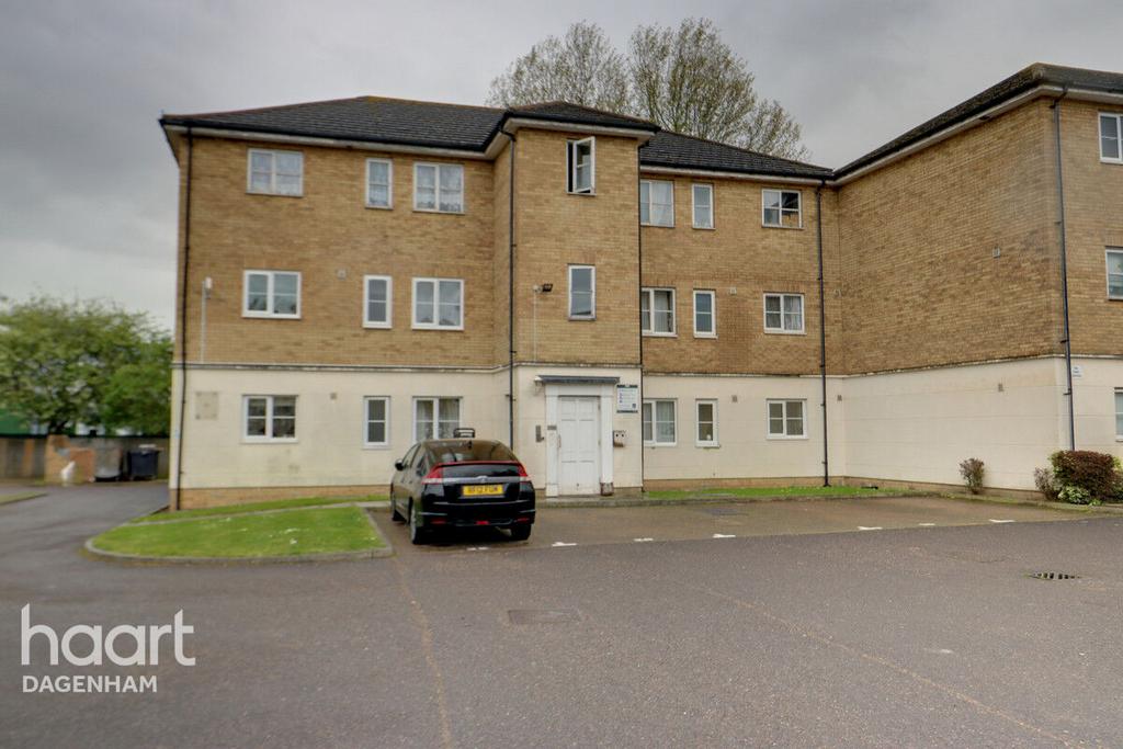 Causton Square, Dagenham 2 bed flat - £240,000