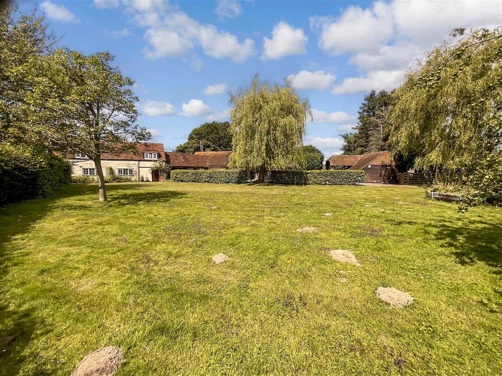Woodchurch Road, Appledore, Ashford... 3 bed semi-detached house for ...