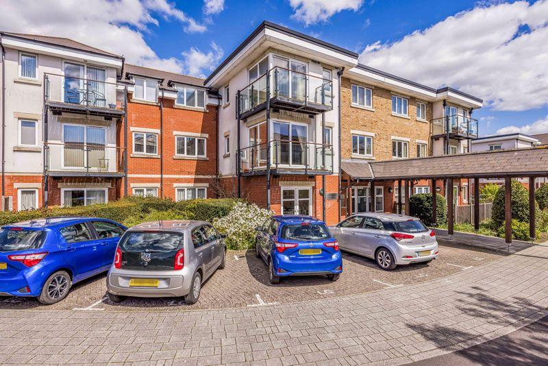 Drayton Lane, Drayton 1 bed apartment - £220,000