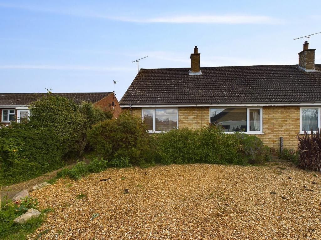 Britton Close, King's Lynn PE33 2 bed semi-detached bungalow for sale ...