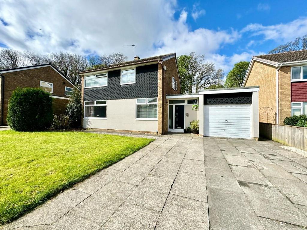 North Wood, Middlesbrough 3 bed detached house - £275,000