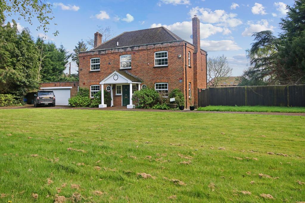 Croydon Barn Lane, Horne, Horley, RH6 4 bed detached house for sale - £ ...