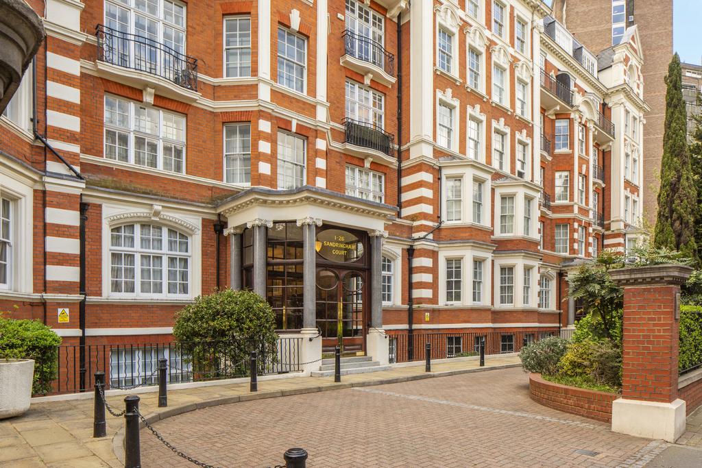 Sandringham Court, 99 Maida Vale, London 3 bed flat for sale - £950,000