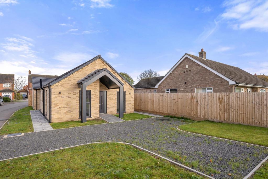 Hall Lane, Stickney, Boston, PE22 3 bed detached bungalow for sale - £ ...