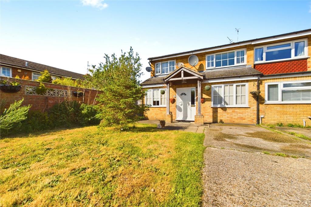 Combe Road, Tilehurst, Reading... 3 bed semi-detached house - £390,000