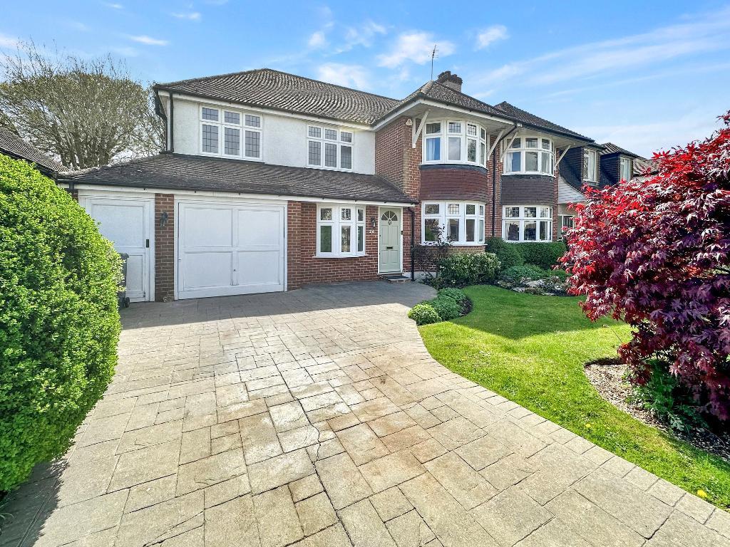 Lime Meadow Avenue, Sanderstead... 4 bed semi-detached house - £795,000