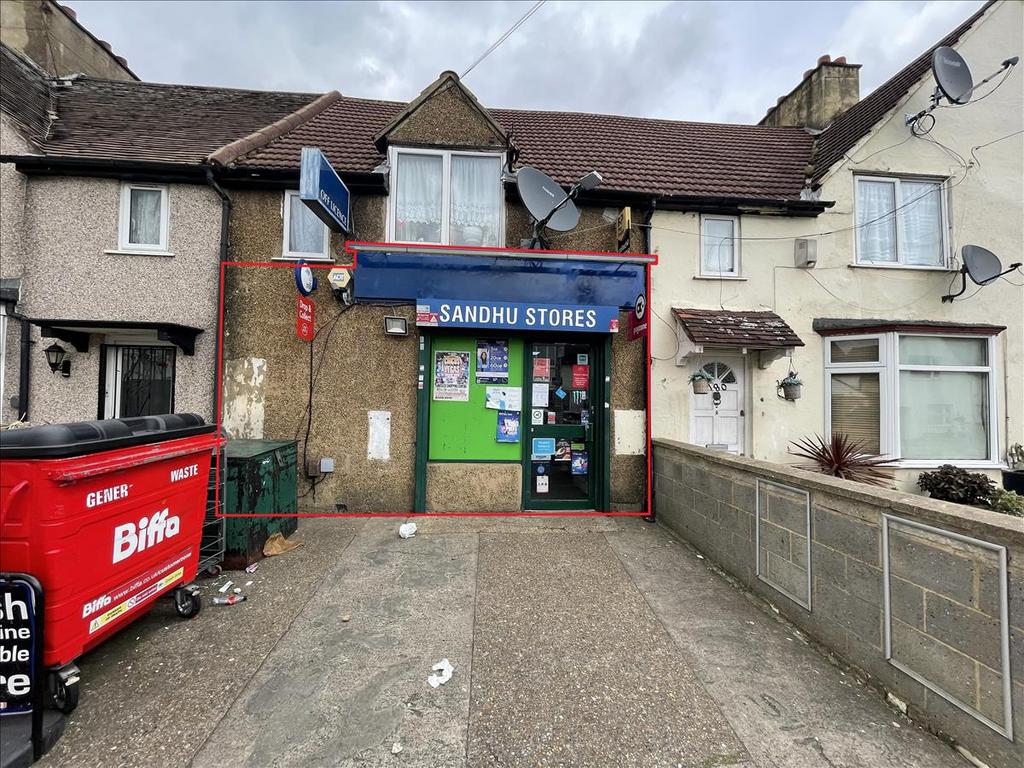178 Crayford Way, Dartford, Kent, DA1 Shop - £250,000