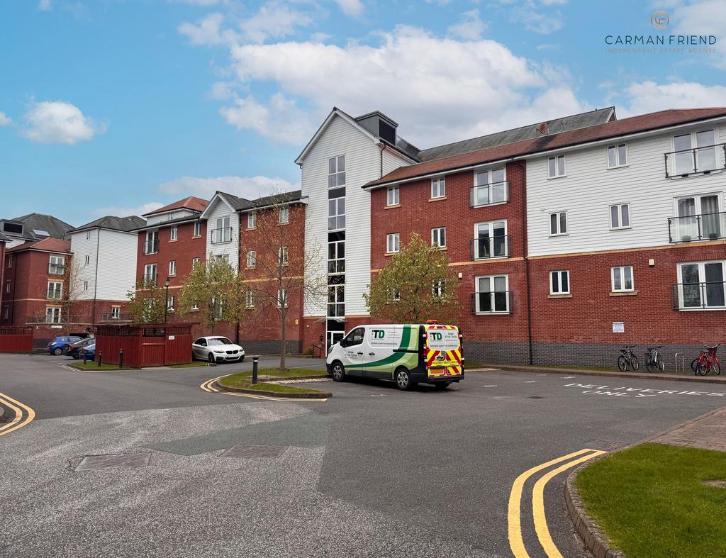 Saddlery Way, Chester, CH1 2 bed apartment - £185,000