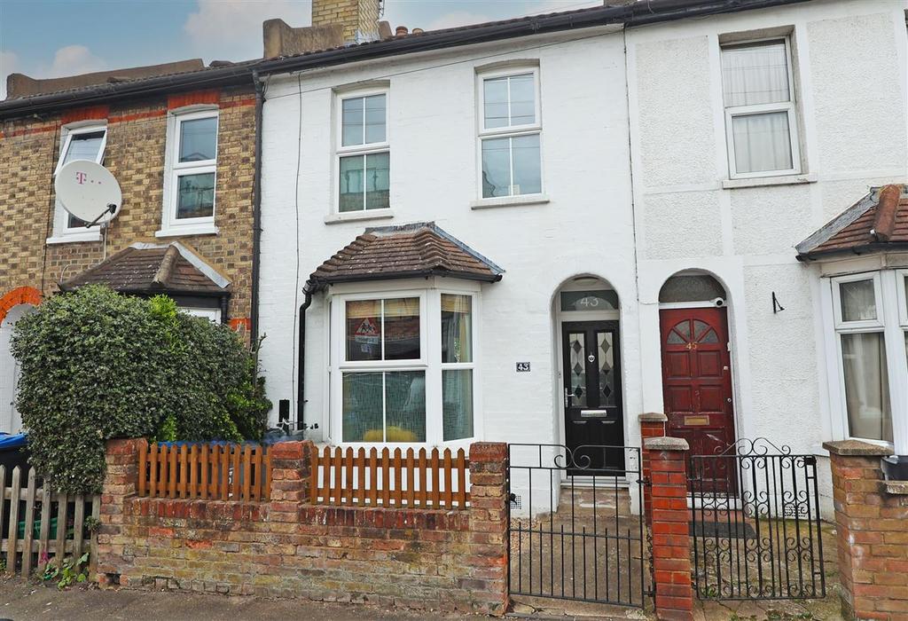 Sanderstead Road, South Croydon 2 bed terraced house - £415,000