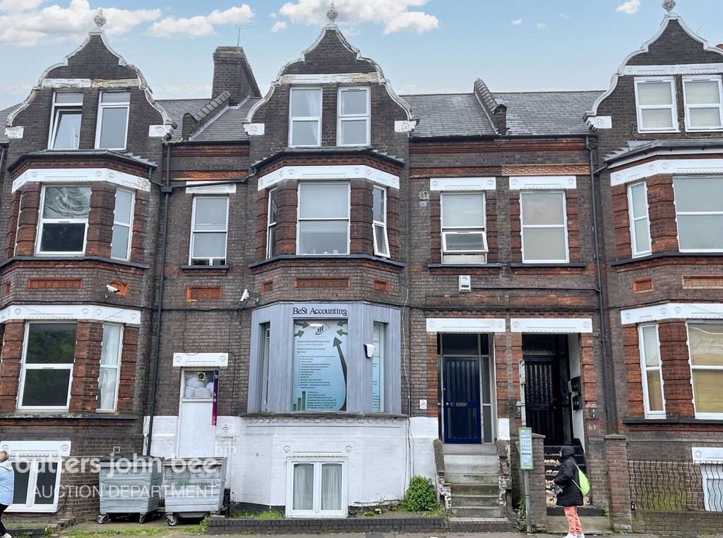 Castle Street, LUTON 2 bed flat for sale - £105,000