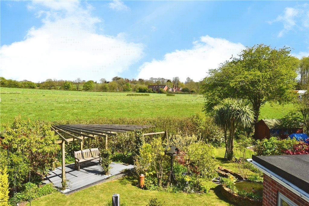 Pound Hill, Landford, Salisbury... 3 bed detached house - £599,000