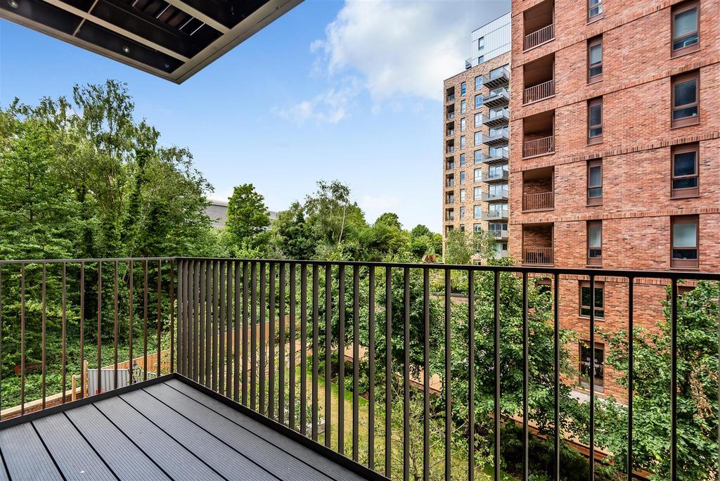 3 Mary Neuner Road, Alexandra Gate N8 1 bed apartment - £480,000