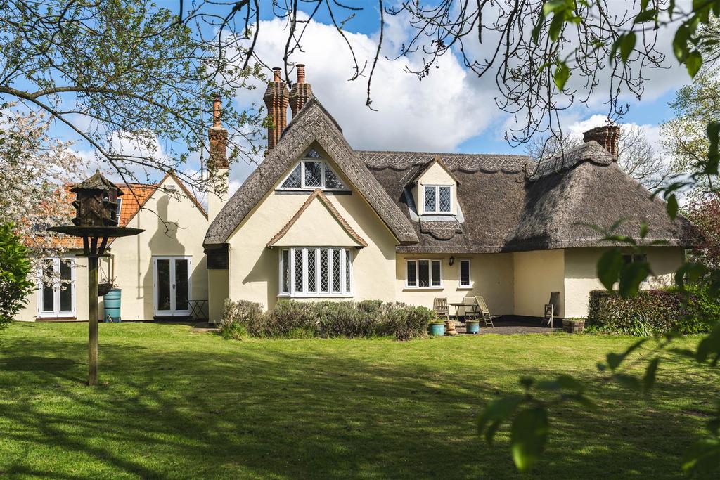 Little Bardfield CM7 3 bed cottage for sale - £825,000