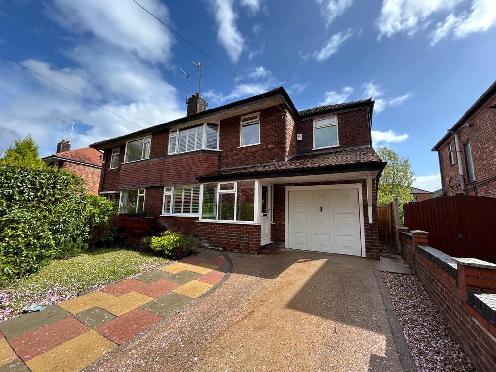 Parrs Wood Road, Didsbury 4 bed semi-detached house - £615,000