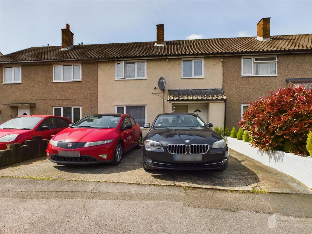 Wooding Grove, Harlow CM19 3 bed terraced house - £350,000