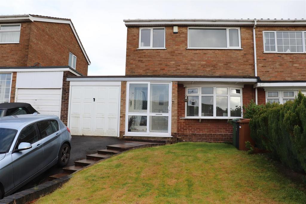 Hillview, Aldridge 3 bed semi-detached house - £277,500