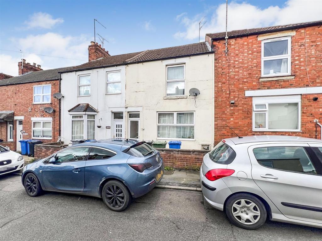 Buccleuch Street, Kettering NN16 2 bed terraced house - £164,000