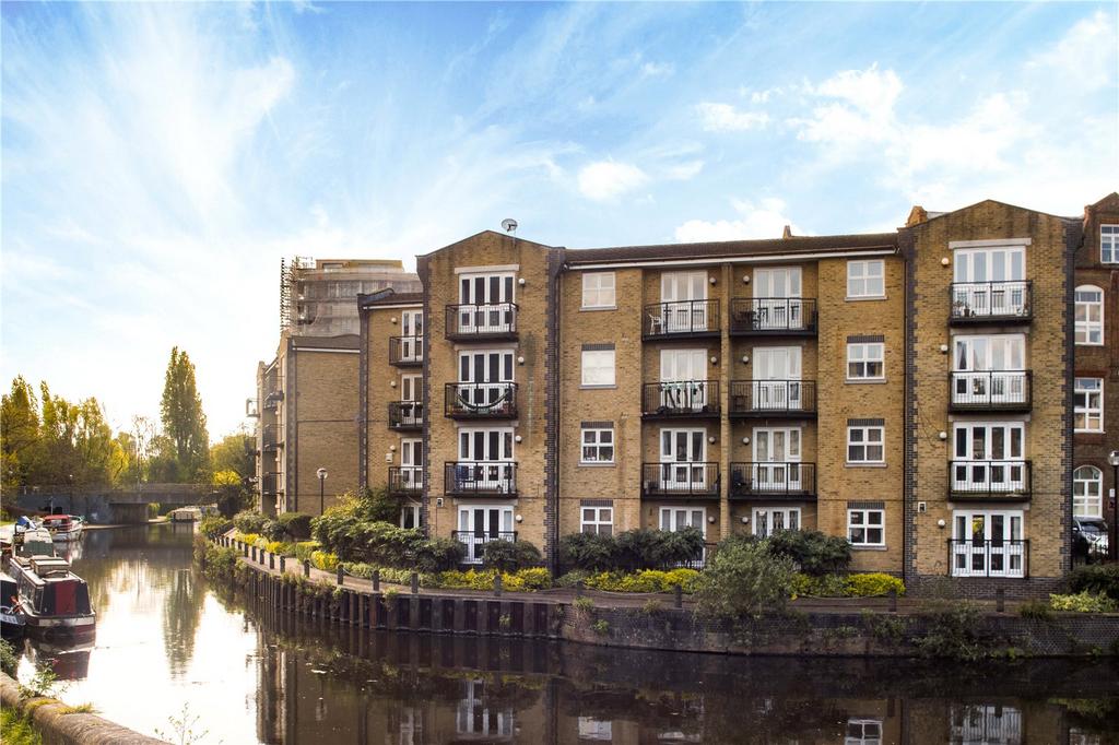 Twig Folly Close, Bethnal Green... 2 bed flat - £575,000