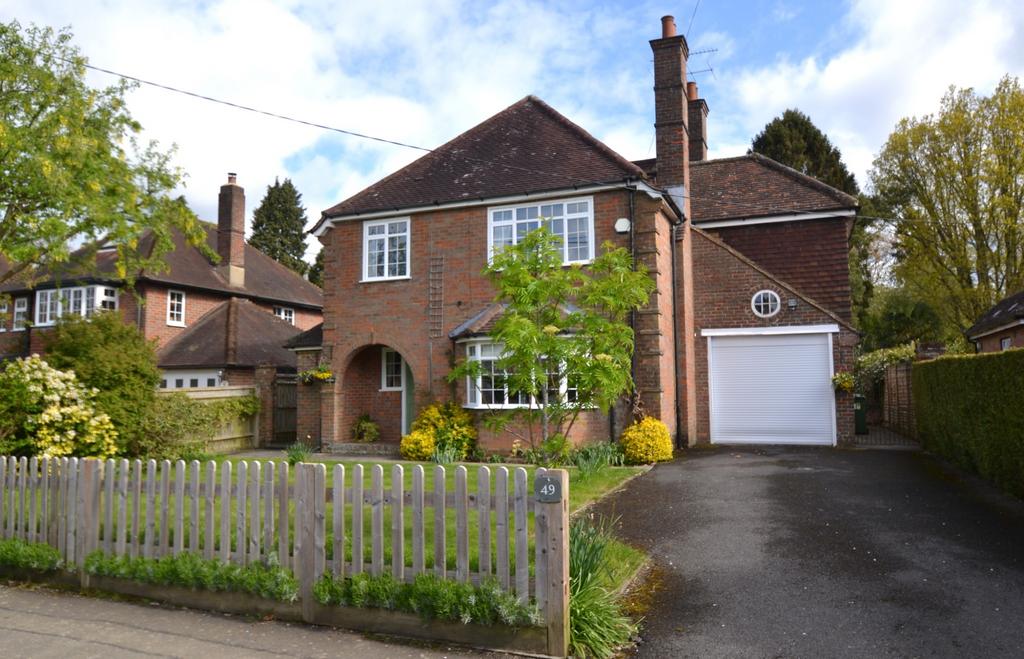 Longfield Drive, Amersham 3 bed detached house - £1,445,000