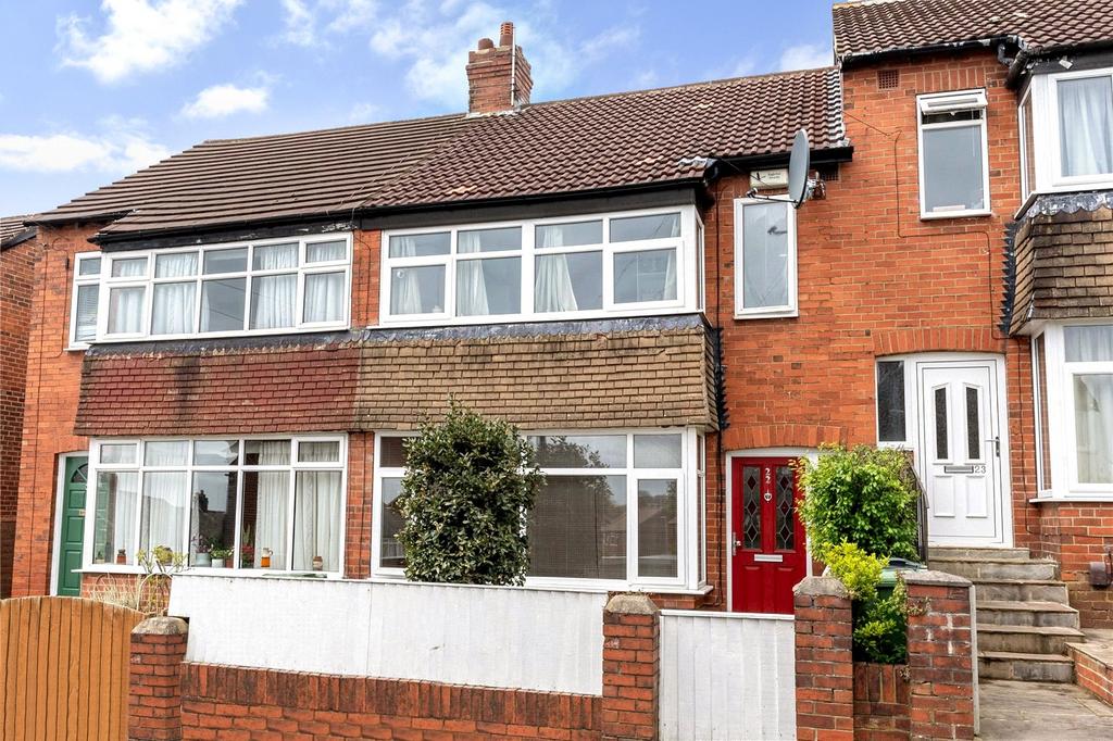 Charles Street, Horsforth, Leeds 3 bed terraced house - £250,000