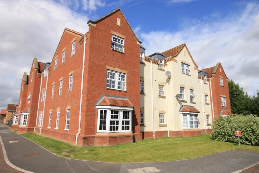 White Rose House, Northallerton DL7 2 bed flat - £130,000