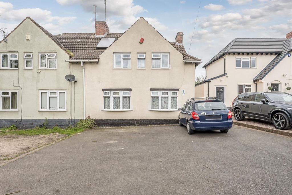 Stream Park, Kingswinford, DY6 8HU 3 bed semi-detached house - £269,000