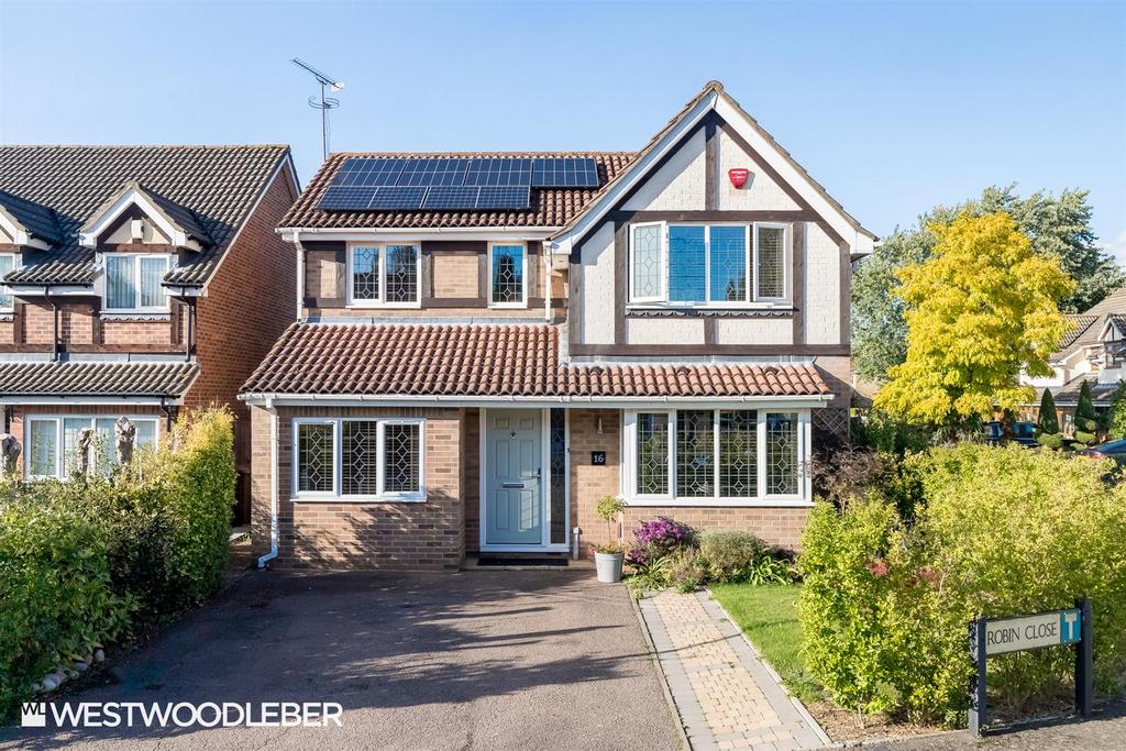 Robin Close, Ware SG12 4 bed house - £675,000