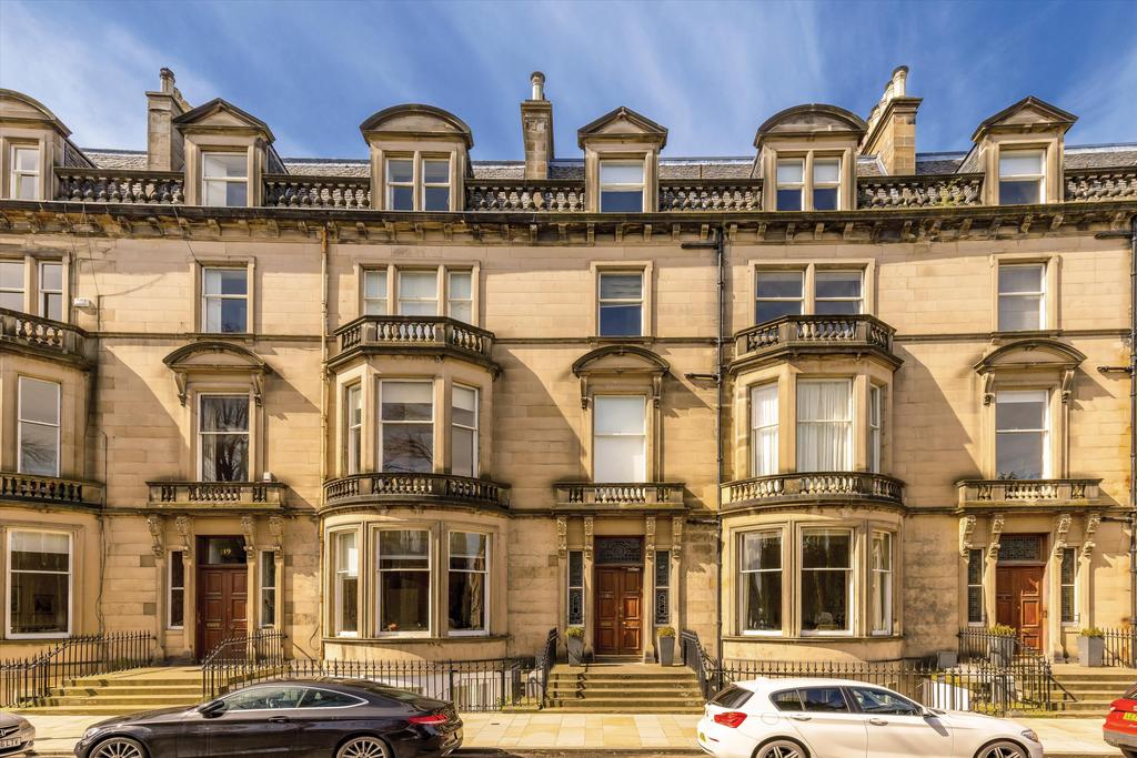 Eglinton Crescent, Edinburgh, EH12 2 bed flat for sale - £595,000