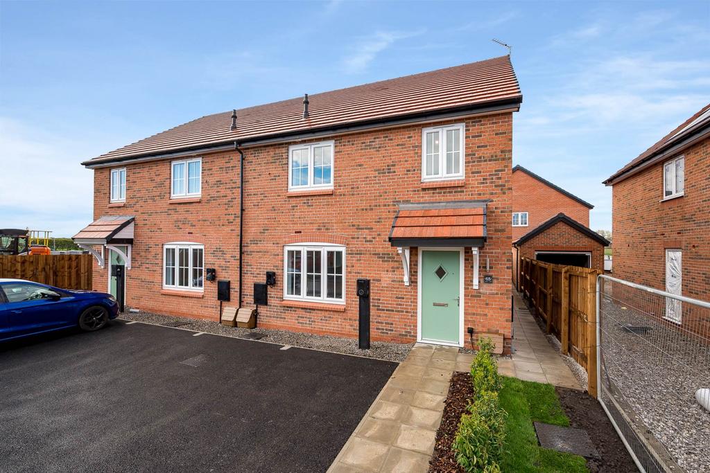 Forest Mill Crescent, Lydiate 1 bed semi-detached house - £38,750