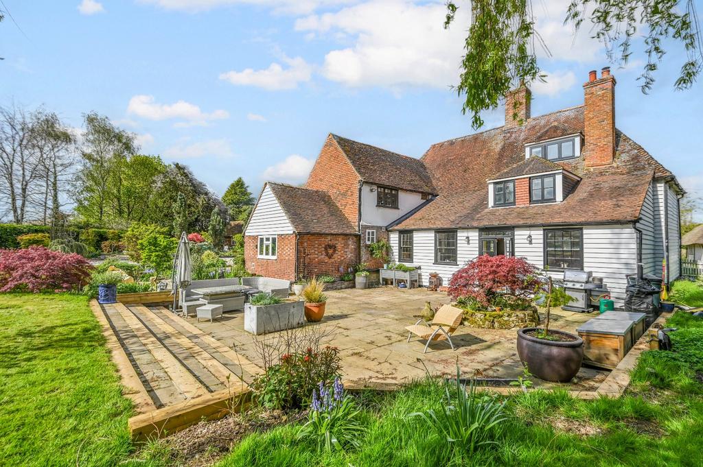 West Street, Hunton, Maidstone, Kent... 6 bed detached house for sale ...