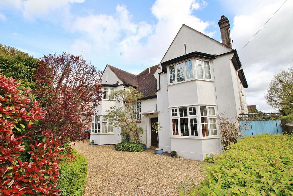 28 New Yatt Road, Witney, OX28 5 bed detached house - £995,000