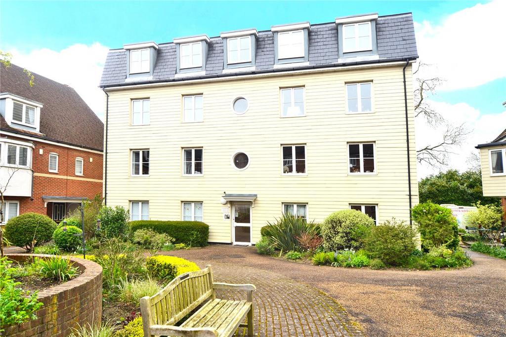 Wingfield Court, Banstead, Surrey, SM7 2 bed apartment - £350,000
