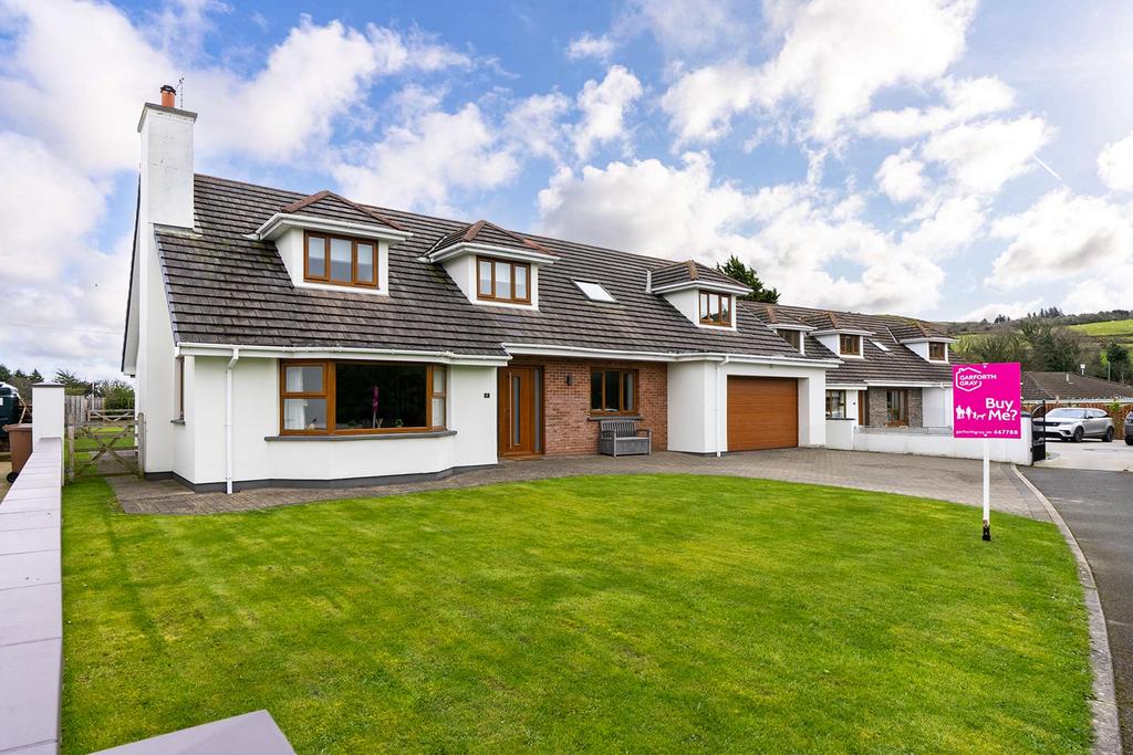7, Carrick Park, Sulby 5 bed detached house - £675,000