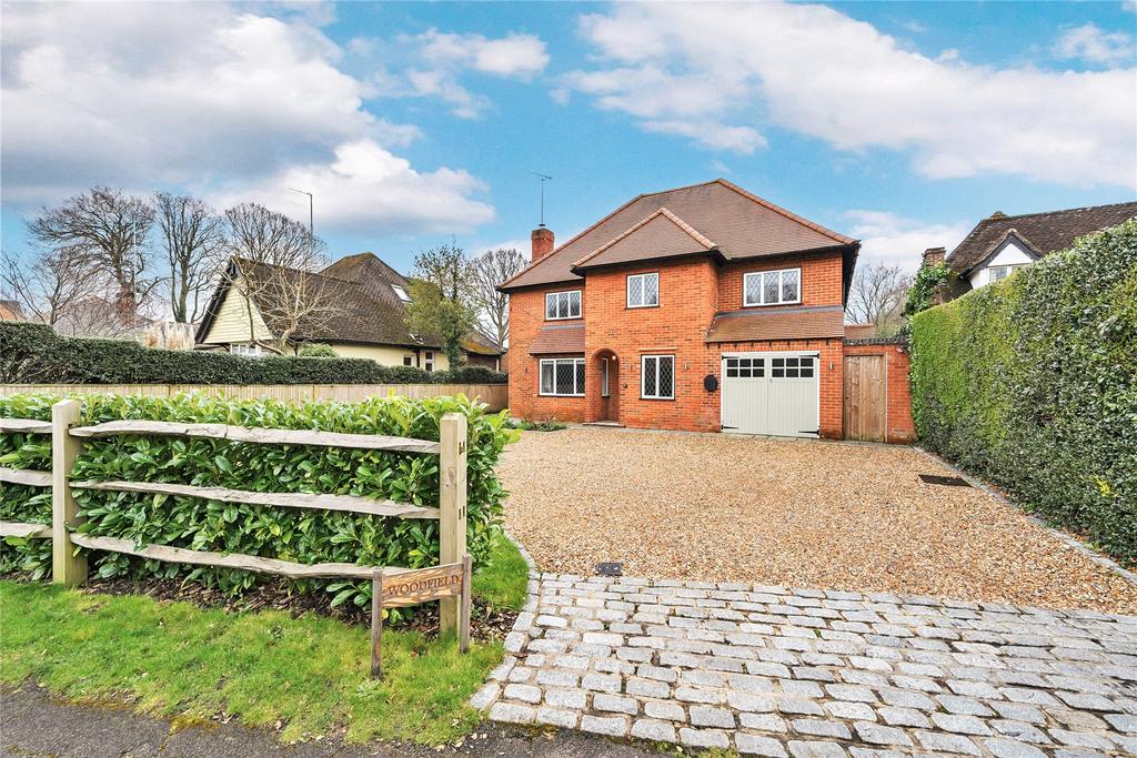Chapel Lane, Pirbright, Woking... 5 bed detached house - £1,350,000