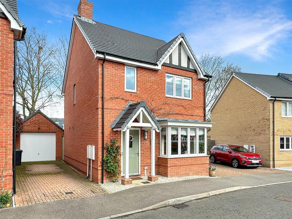 Lysander Close, Bottisham CB25 3 bed detached house - £550,000
