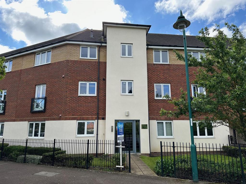 Braymere Road, Peterborough PE7 1 bed flat - £715 pcm (£165 pw)