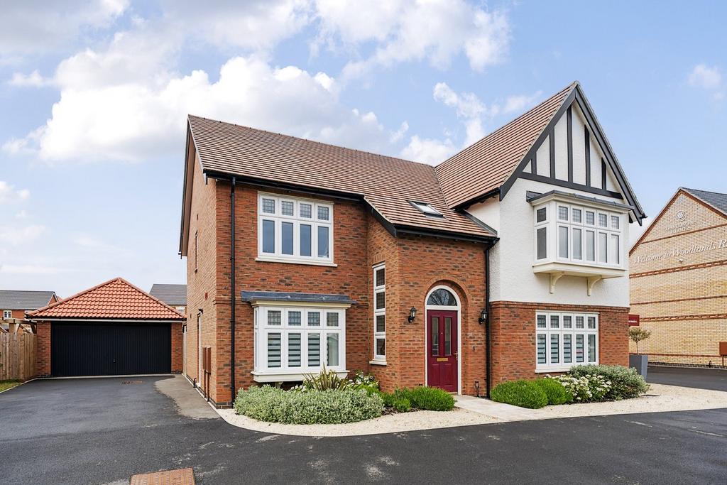 Stocking Drive, Meppershall, SG17 5 bed detached house for sale - £800,000