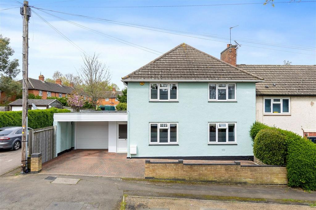 Naseby Road, Kettering NN16 3 bed end of terrace house - £300,000