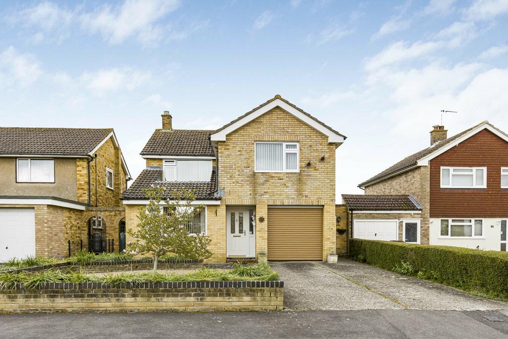 Shannon Close, Grove, OX12 4 bed detached house - £450,000
