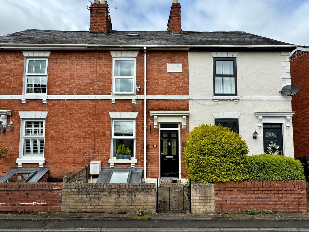 Guildford Street, Hereford, HR4 4 bed terraced house - £285,000