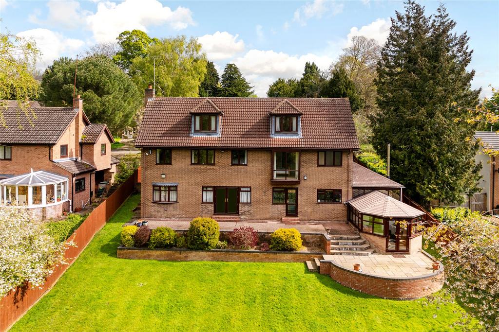 Clarkes Way, Welton, Daventry... 5 bed detached house - £750,000